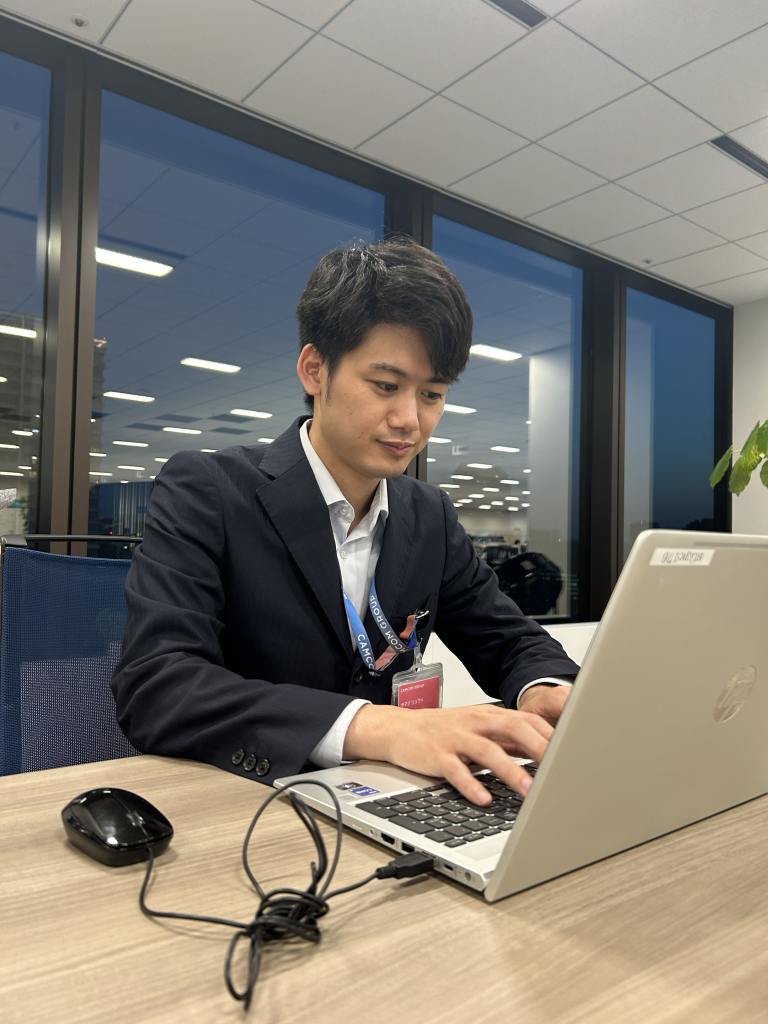 営業×エンジニアで挑む！ 最新技術を駆使した課題解決｜カルチャー｜CAMCOM CAMP｜キャムコム（CAMCOM）グループ｜キャムコムの人と情報が集う場所