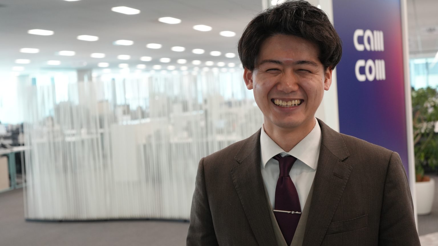 営業×エンジニアで挑む！ 最新技術を駆使した課題解決｜カルチャー｜CAMCOM CAMP｜キャムコム（CAMCOM）グループ｜キャムコムの人と情報が集う場所